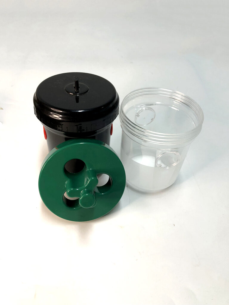 Plastic Outdoor Snail trap and Wasp Bucket Trap Set - Trapalls.com